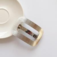 China Alloy Spring Bobby Pin Hair Clip 7.5x5cm Large Rectangular Hollow Hair Grip for Women for sale