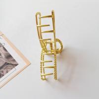 China Wholesale Large Metal Hair Claw Clips 11x4x6cm Non Slip Alloy Barrette for Women for sale