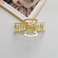 China Korean Fashion Metal Hair Claw Clip 10cm Alloy Hair Holder for Women Thick Hair for sale