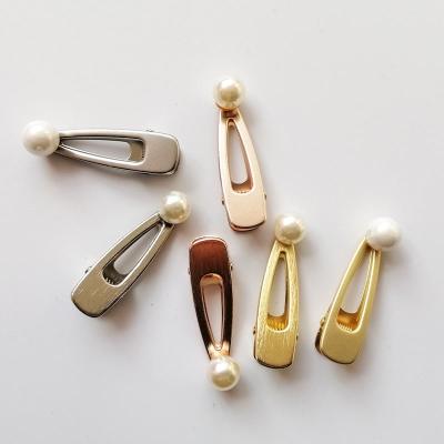China Gold Metal Hair Clip Set for Thick Hair Geometric Pearl Claw 5.2x1.5cm for sale