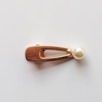 China Gold Metal Hair Clip Set for Thick Hair Geometric Pearl Claw 5.2x1.5cm for sale