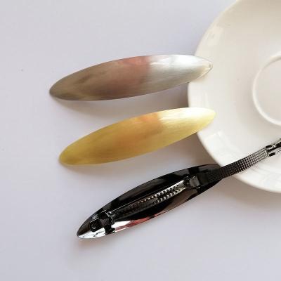 China Gold Metal Geometric Hair Clip Spring Pin for Women 10.5x1.5cm Durable Alloy for sale