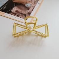 China Large Alloy Metal Shark Hair Claw Clip 9x5.5x5cm for Women Girls Thick Hair for sale