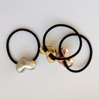 China Heart Shaped Stretchy Fabric Hair Ties for Women Girls 8.6g 3.5cm Elastic Scrunchies for sale
