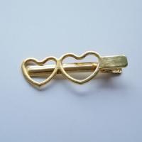 China Gold Metal Duckbill Hair Clip 8x2.7cm Alloy Heart Hair Pin for Women Girls for sale
