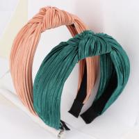 China Non Slip Knotted Cloth Headband for Women Girls 7cm Wide Fashion Hair Accessory for sale