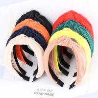 China Non Slip Knotted Cloth Headband for Women Girls 7cm Wide Fashion Hair Accessory for sale