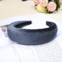 China Velvet Padded Hair Headband 7cm Wide Soft Fabric Women Hair Accessories for sale