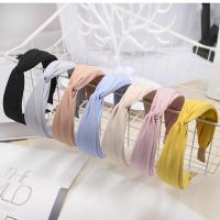 China Wholesale 4cm Wide Cross Headband Memory Plastic Flexible Comfortable Hair Hoop for Women Girls for sale