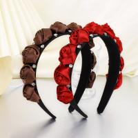 China Fabric Rose Diamond Hair Band for Women 3cm Flexible Memory Plastic Headband for sale