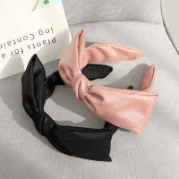 China Fabric Big Bow Hair Bands for Women 6cm Wide Edge Headband Comfortable Soft Hair Accessories for sale
