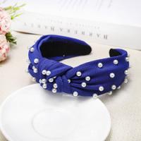 China Wholesale Fabric Knot Pearl Headband for Women 7cm Non Slip Hair Accessories for sale