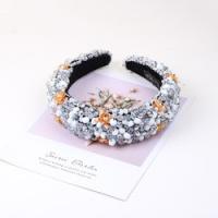 China Bling Crystal Headband 11x15cm Velvet Padded Baroque Beaded Hair Band for Women Girls for sale