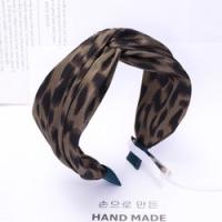 China Korean Wide Edge Leopard Headband for Women 7cm Fabric Hair Accessories for sale