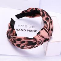 China Korean Wide Edge Leopard Headband for Women 7cm Fabric Hair Accessories for sale