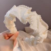 China Luxury Crystal Pearl Knot Headband for Women Baroque Wedding Designer Hair Accessory for sale