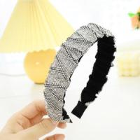 China Wrinkled Shiny Diamond Hairbands for Women Girls 1.5cm 3cm Elastic Non Slip Headband for sale