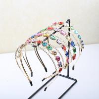 China Rhinestone Hairband Bling Headband Luxury Crystal Women Hair Accessory 15x12cm for sale