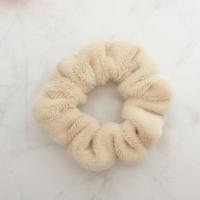 China Plain White Faux Fur Hair Scrunchies 10.5cm Soft Plush Hair Ring for Women Winter Warm for sale