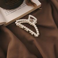 China Elegant Pearl Hair Clip Claw Alloy Electroplate Women Hair Accessories 10cm for sale
