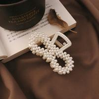 China Elegant Pearl Hair Clip Claw Alloy Electroplate Women Hair Accessories 10cm for sale