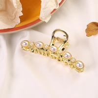China Pearl Claw Hair Clip Korea Style Alloy Metal Creative Geometric Hairpin for Women 10cm for sale