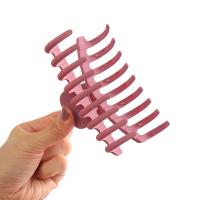 China Black Matte Claw Hair Clip Korean Solid Large Ponytail Hair Claw 30g Plastic for sale