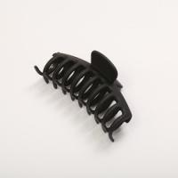 China Black Matte Claw Hair Clip Korean Solid Large Ponytail Hair Claw 30g Plastic for sale