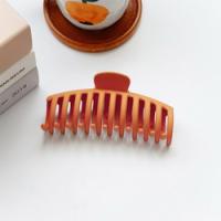 China Acrylic Large Hair Claw Clip 13cm for Thick Hair Matte Keel Shark Plastic Hair Clips Women for sale