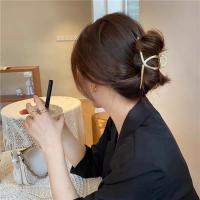 China Large Alloy Metal Shark Hair Claw Clip 11cm Gold Hair Accessories for Women Thick Hair for sale