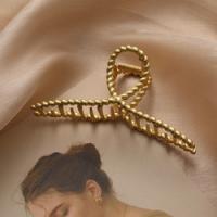 China Large Alloy Metal Shark Hair Claw Clip 11cm Gold Hair Accessories for Women Thick Hair for sale