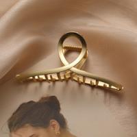 China Large Alloy Metal Shark Hair Claw Clip 11cm Gold Hair Accessories for Women Thick Hair for sale