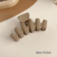 China Matte Elegant Flower Hair Claw Clip 8.5cm Solid Colors Geometric Design for Women Girls for sale