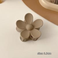 China Matte Elegant Flower Hair Claw Clip 8.5cm Solid Colors Geometric Design for Women Girls for sale