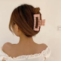 China 3 Inch Checkerboard Hair Claw Clip PVC Metal Strong Grip Hair Accessories for Women for sale