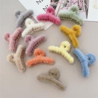 China Plastic Fur Hair Claw Clips for Women 11cm Solid Color Big Trendy Thick Hair Clamp for sale