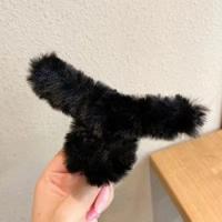 China Plastic Fur Hair Claw Clips for Women 11cm Solid Color Big Trendy Thick Hair Clamp for sale
