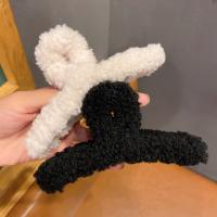 China Faux Fur Hair Claw Clip 13cm Large Size Winter Warm Plush Hair Accessories for Thick Hair for sale