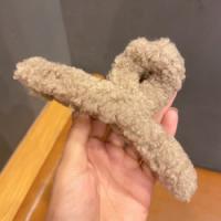 China Faux Fur Hair Claw Clip 13cm Large Size Winter Warm Plush Hair Accessories for Thick Hair for sale