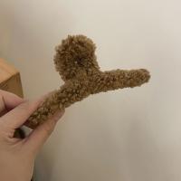 China Korean Lamb Wool Plush Hair Claw Clip for Women 11cm Strong Grip Acrylic for sale