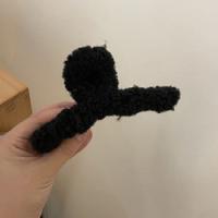 China Korean Lamb Wool Plush Hair Claw Clip for Women 11cm Strong Grip Acrylic for sale