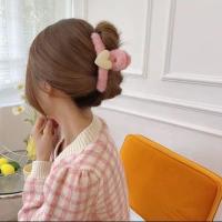 China Fuzzy Fur Heart Shaped Plush Hair Claw Clip 11cm for Women Thick Hair for sale