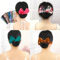China Adjustable Non Slip Hair Bun Maker 33x10cm Soft Fabric Magic Hair Curler for Women for sale