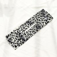 China Adjustable Non Slip Hair Bun Maker 33x10cm Soft Fabric Magic Hair Curler for Women for sale