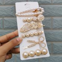 China Girls Geometric Decorative Hair Clips Claw Pins Pearl Set 20x9x2cm Metal Alloy for sale