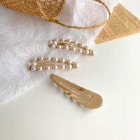 China Pearl Claw Hair Clip 8cm Korean Style Round Square Triangle Hair Accessory for Women Girls for sale