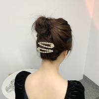 China Pearl Claw Hair Clip 8cm Korean Style Round Square Triangle Hair Accessory for Women Girls for sale