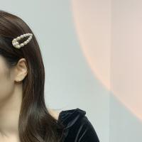 China Pearl Claw Hair Clip 8cm Korean Style Round Square Triangle Hair Accessory for Women Girls for sale
