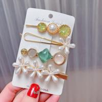 China Wholesale Resin Hair Clip Claw Pearl Wedding Hairgrip Women 10x8x2cm for sale