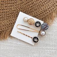 China Gold Pearl Hair Clip Wedding Pins Bangs Popular Three Piece Women Alloy Grip 10cm 14g for sale